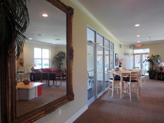 2 Br, 2 bath, Condo 4141 16th Street