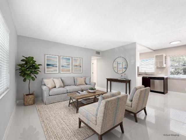 2 Br, 2 bath, Condo 416 NE 15th Ave