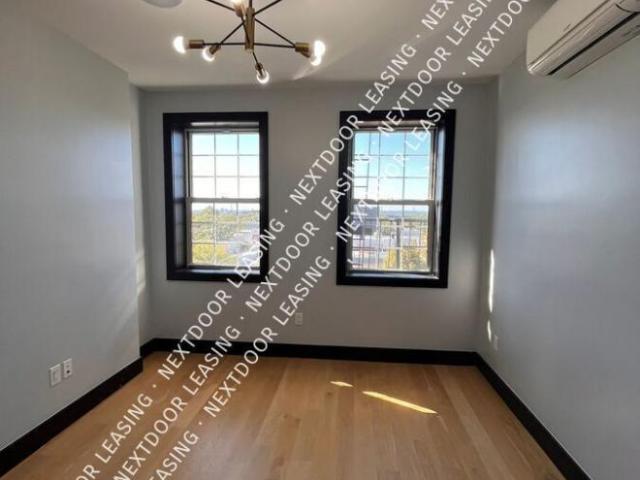 2 Br, 2 bath, Condo 41 Van Wagenen Ave