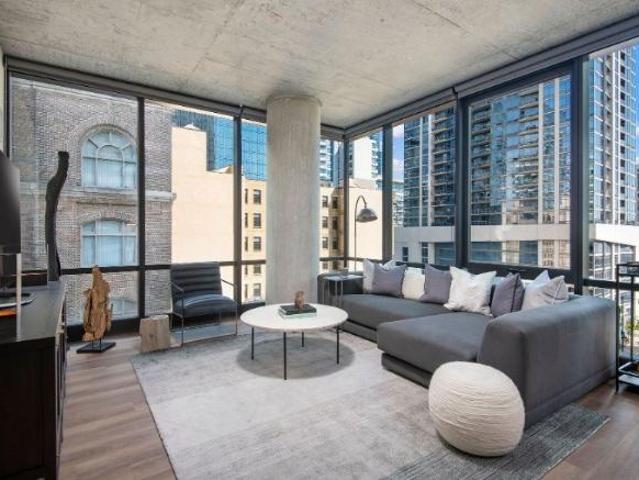 2 Br, 2 bath, Condo 41 E 14th St