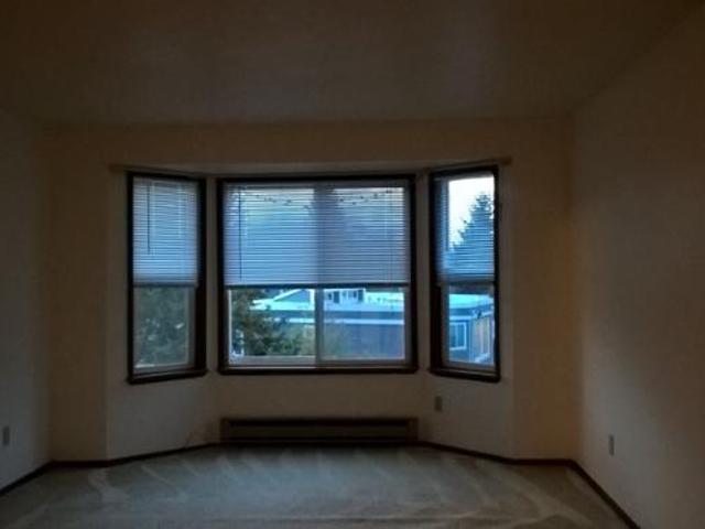 2 Br, 2 bath, Condo 4208 Factoria Blvd SE