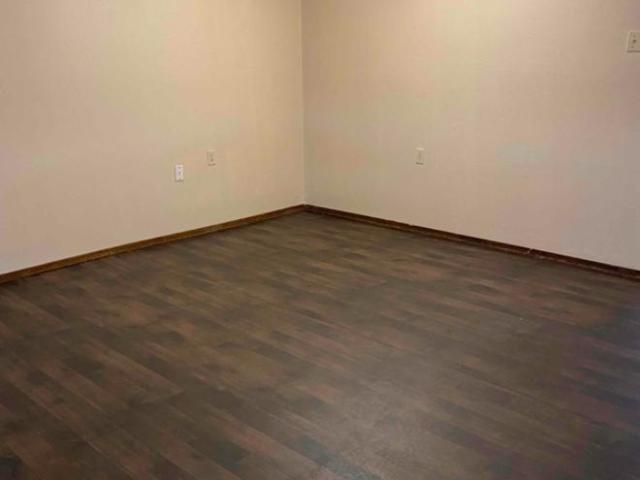 2 Br, 2 bath, Condo 420 Wedgewood St