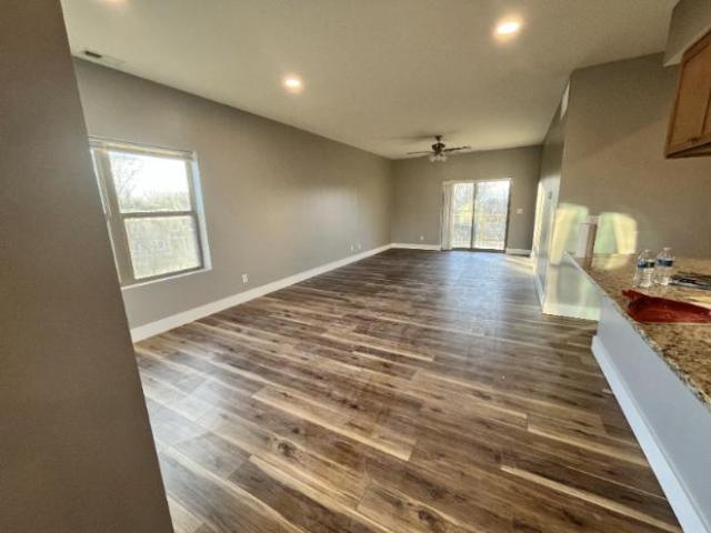 2 Br, 2 bath, Condo 4226 Sunset Terrace