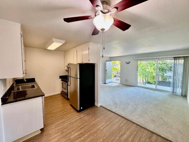 2 Br, 2 bath, Condo 430 Alameda Del Prado