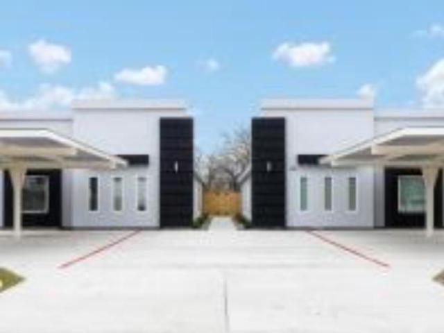 2 Br, 2 bath, Condo 435 Medina Ln