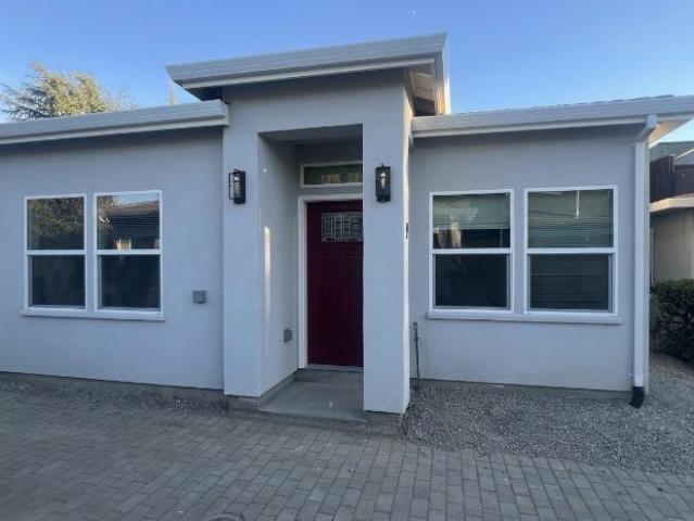 2 Br, 2 bath, Condo 4368 Railroad Ave