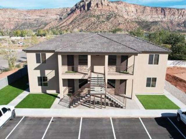 2 Br, 2 bath, Condo 440 S Hammon St