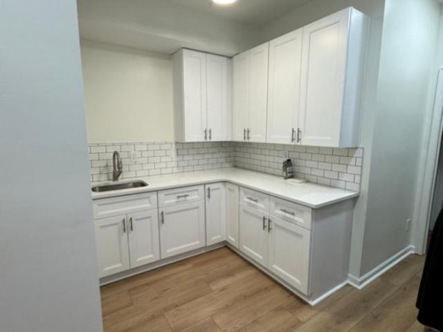 2 Br, 2 bath, Condo 4485 Ocean View Ave