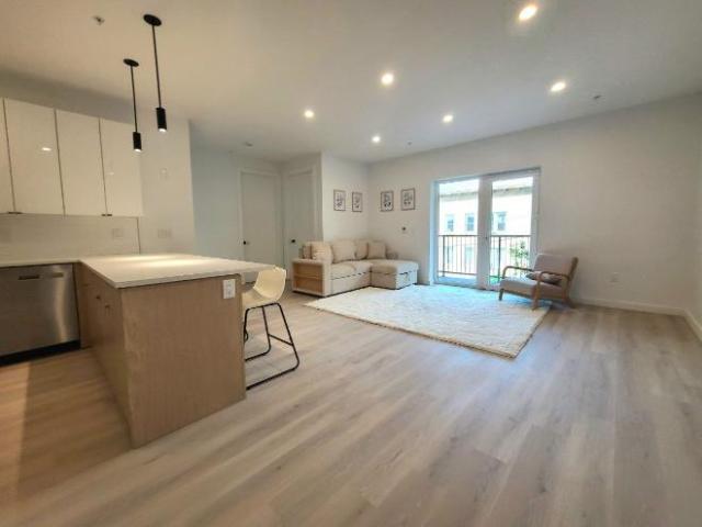 2 Br, 2 bath, Condo 448 Scotland Rd