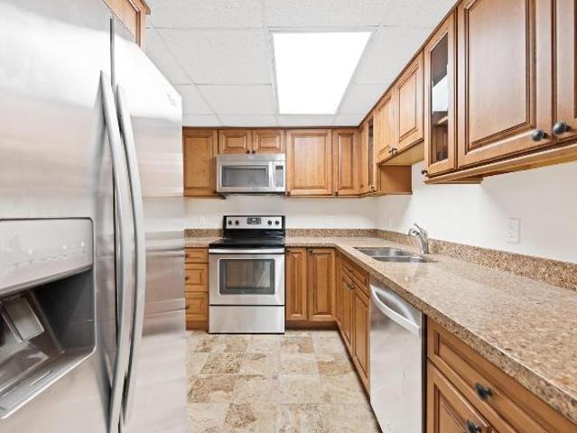 2 Br, 2 bath, Condo 4505 S Ocean Boulevard