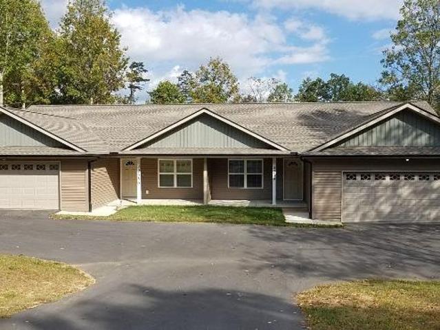 2 Br, 2 bath, Condo 458 Academy Rd