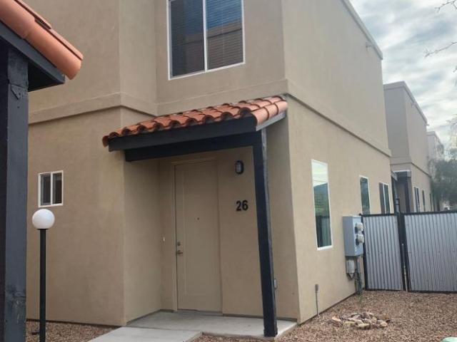 2 Br, 2 bath, Condo 45 N Brown Ave