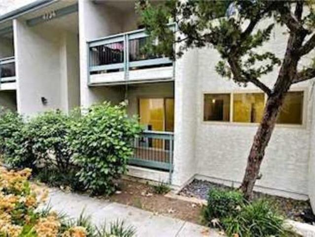 2 Br, 2 bath, Condo 4616 Park Granada