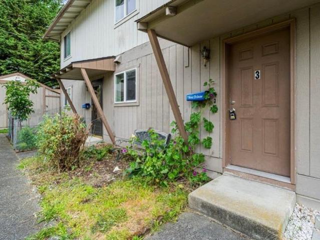2 Br, 2 bath, Condo 4827 S 56th St