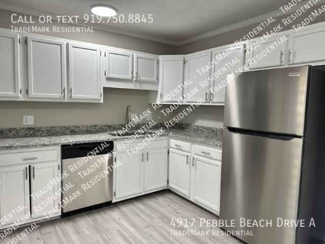 2 Br, 2 bath, Condo 4917 Pebble Beach Dr