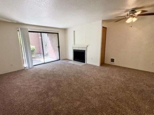 2 Br, 2 bath, Condo 5005 SW Murray Blvd