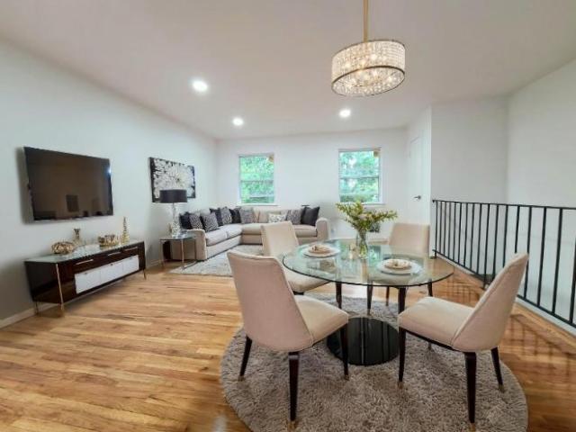 2 Br, 2 bath, Condo 500 Adams Ln