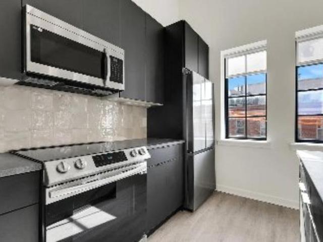 2 Br, 2 bath, Condo 500 N 13th St