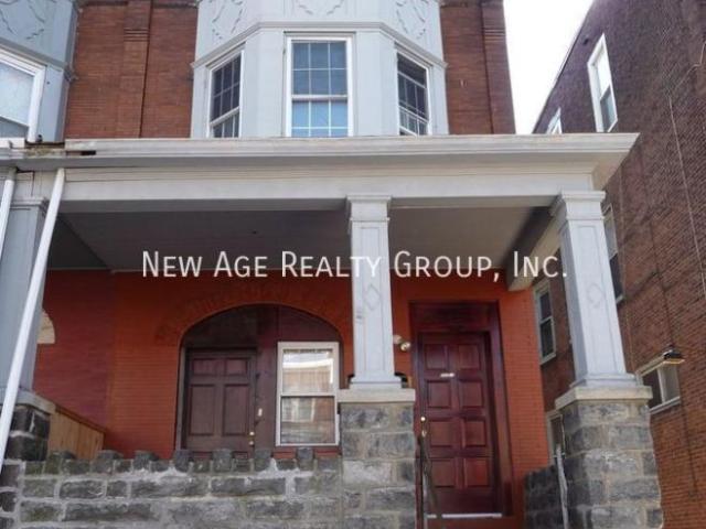 2 Br, 2 bath, Condo 5026 Walnut Street