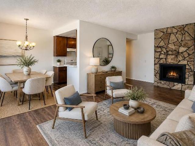 2 Br, 2 bath, Condo 507 California Ave