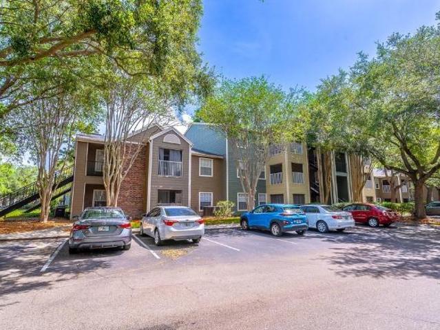 2 Br, 2 bath, Condo 5124 Park Central Dr