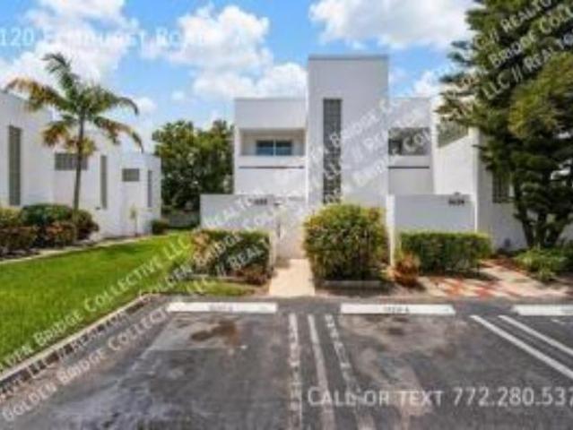 2 Br, 2 bath, Condo 5120 Elmhurst Road
