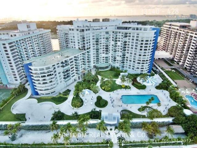 2 Br, 2 bath, Condo 5151 Collins Ave