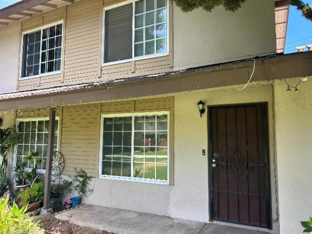 2 Br, 2 bath, Condo 521 S Lyon St