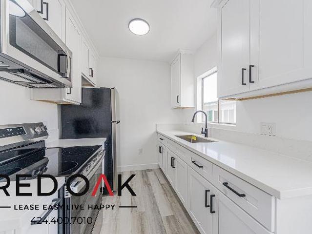 2 Br, 2 bath, Condo 5233 Tilden Avenue