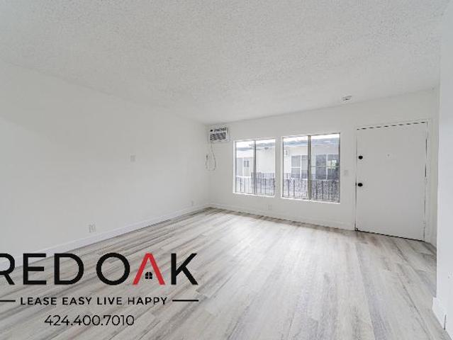 2 Br, 2 bath, Condo 5233 Tilden Avenue