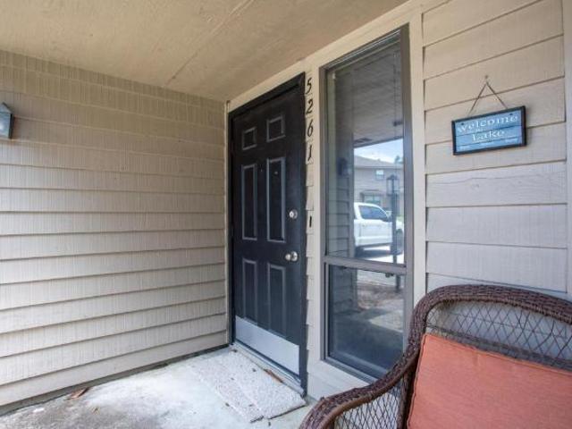 2 Br, 2 bath, Condo 5261 Us