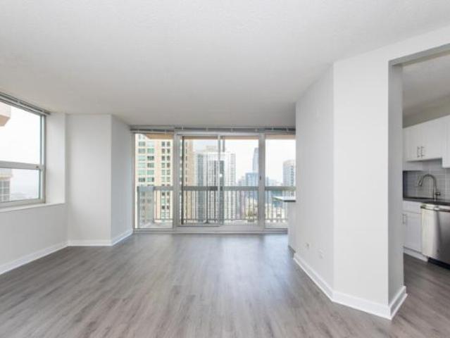 2 Br, 2 bath, Condo 532 N State