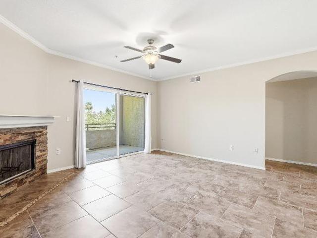 2 Br, 2 bath, Condo 5401 E Van Buren