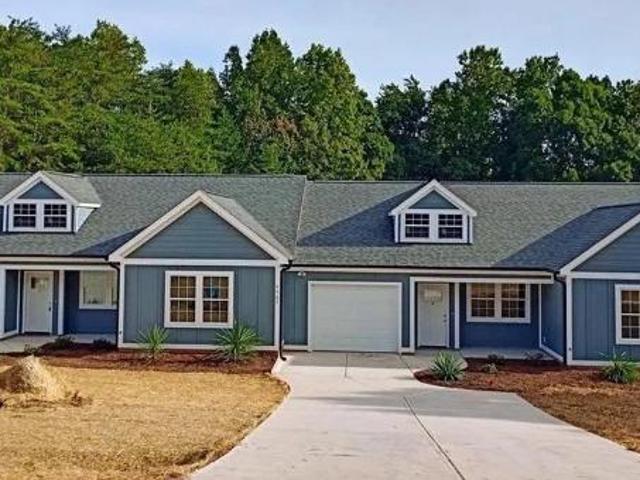 2 Br, 2 bath, Condo 5507 Bucks Garage Rd