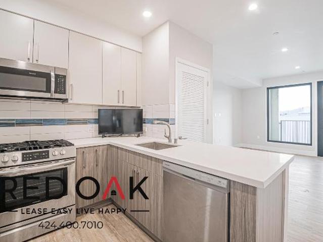 2 Br, 2 bath, Condo 5550 Bonner Ave