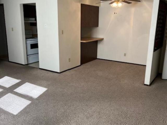 2 Br, 2 bath, Condo 555 Roddy Rd Building A