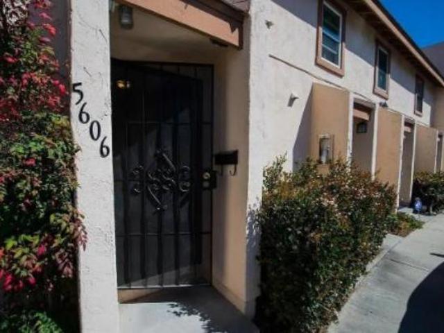 2 Br, 2 bath, Condo 5606 Caminito Roberto
