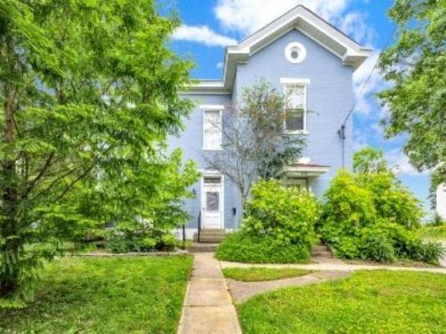 2 Br, 2 bath, Condo 5618 Whitney Place