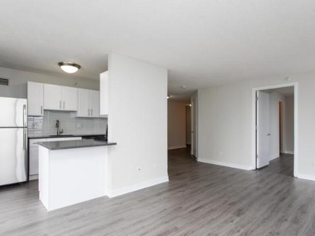 2 Br, 2 bath, Condo 575 N State St