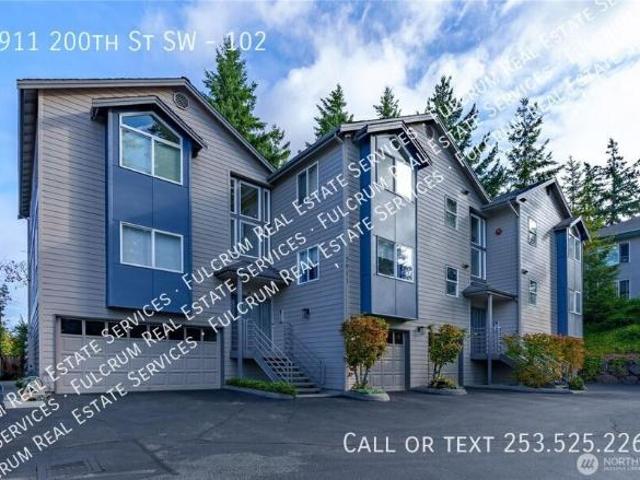 2 Br, 2 bath, Condo 5911 200th St SW