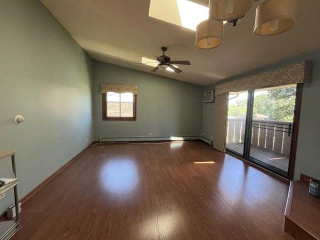 2 Br, 2 bath, Condo 5 Cedar Ct