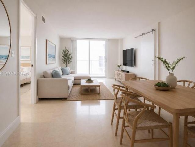 2 Br, 2 bath, Condo 6039 Collins Ave