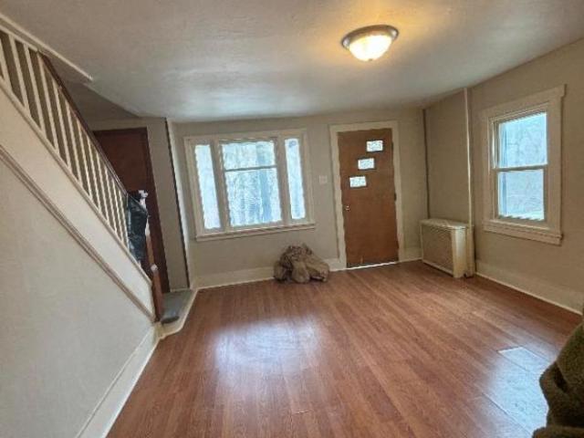 2 Br, 2 bath, Condo 612 E Front St