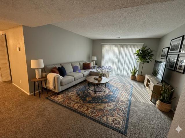 2 Br, 2 bath, Condo 615 W 27th St S