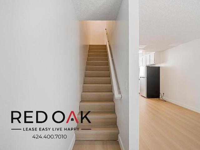 2 Br, 2 bath, Condo 619 N Kingsley Dr