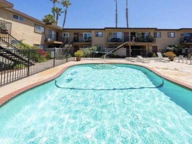 2 Br, 2 bath, Condo 620 E Lexington Ave