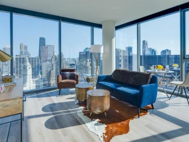 2 Br, 2 bath, Condo 62 E Wacker Pl