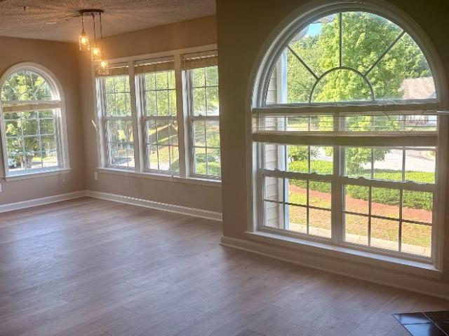 2 Br, 2 bath, Condo 631 Mill Pond Ct