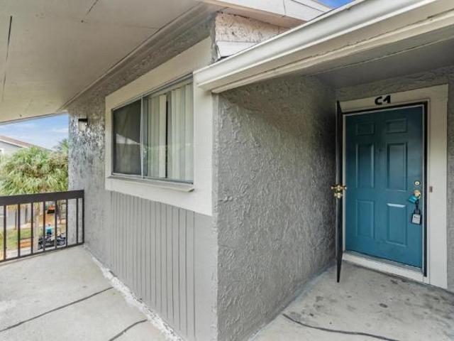 2 Br, 2 bath, Condo 6336 Newtown Cir