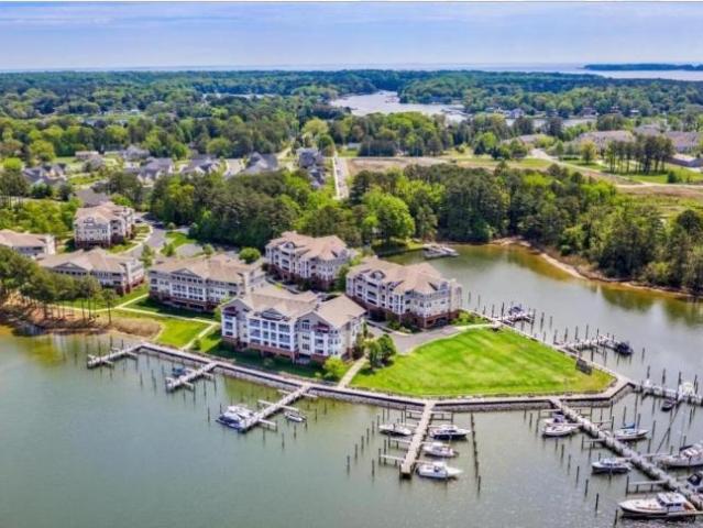 2 Br, 2 bath, Condo 634 Oyster Bay Pl